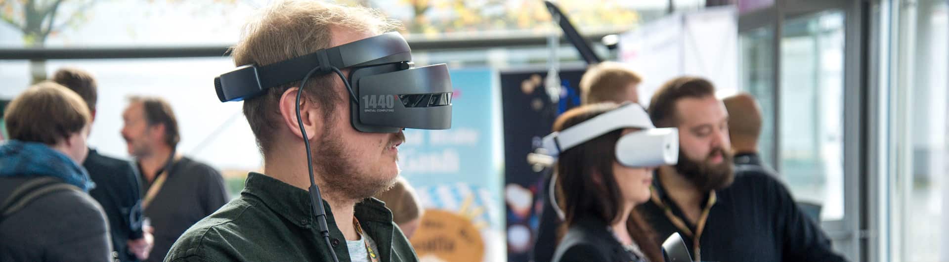 Dive into our metaverse podcast episode on Unscripted Tech | Globant Blog